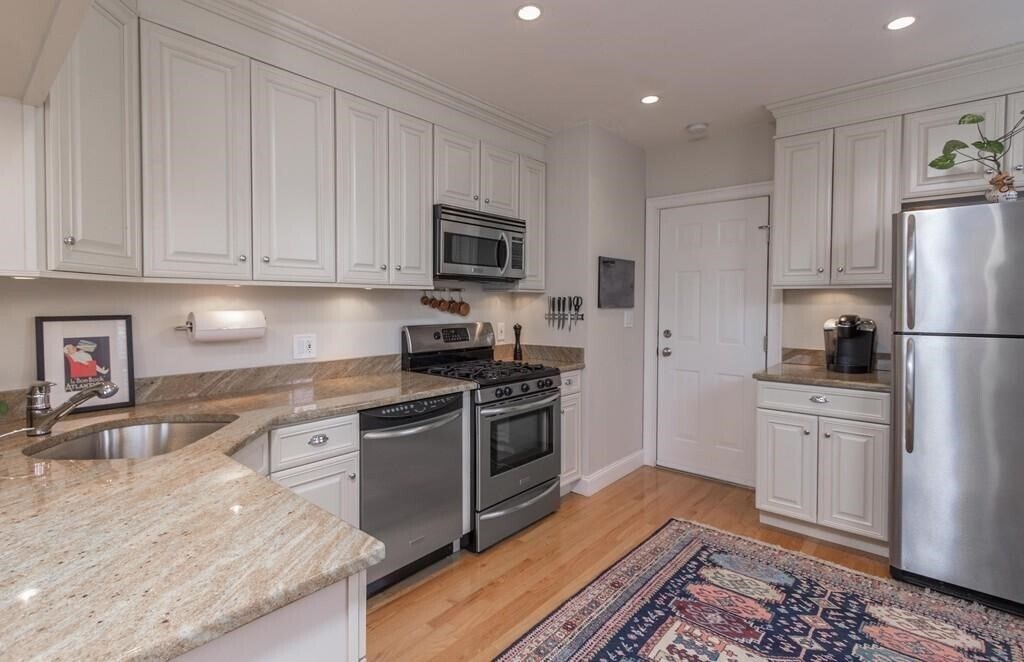 79 West Cedar St Unit 4F, Boston, MA 02114 - 79 West Cedar St Boston ...