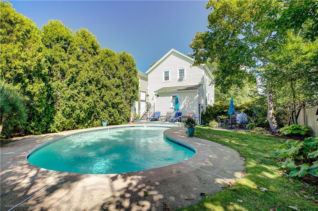 21 Clinton St, Newport, RI 02840 - House Rental in Newport, RI ...