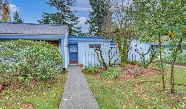 Glencoe Loft Apartments for Rent - Renton, WA - Updated Today ...