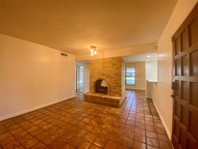 5916 Birchbrook Dr Unit 132, Dallas, TX 75206 - 5916 Birchbrook Dr ...