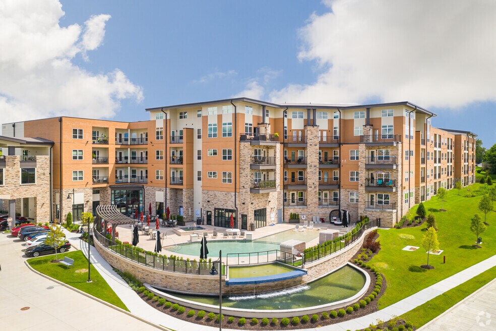 Villas at Crystal Ridge O'fallon Luxury Apartments for Rent - 27 ...