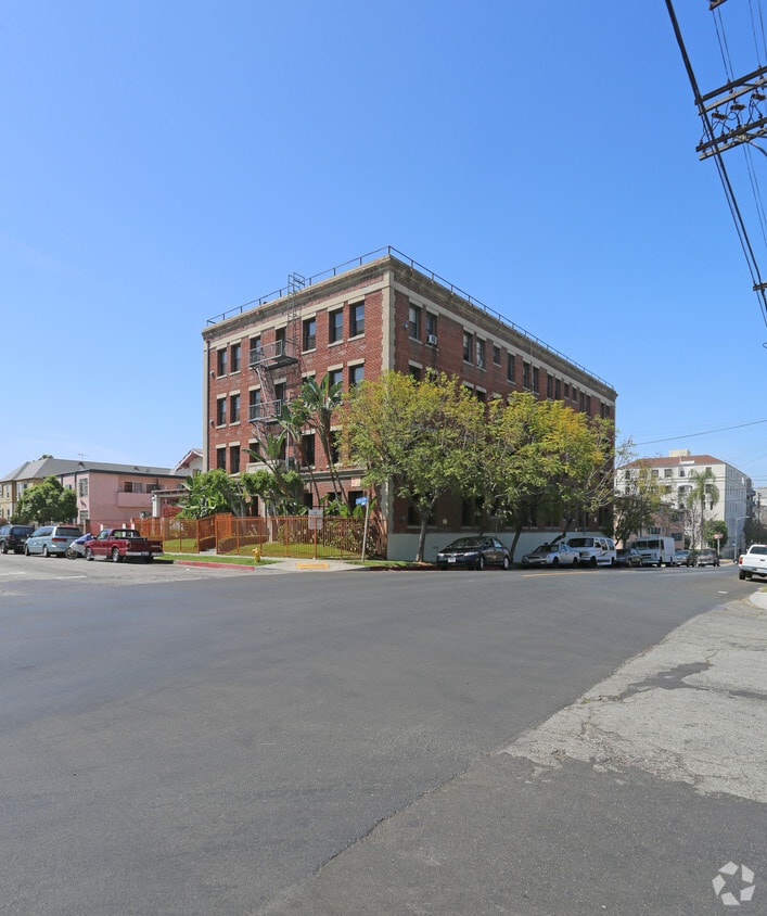 901 S. Ardmore - 901 S Ardmore Ave Los Angeles, CA | Apartments.com