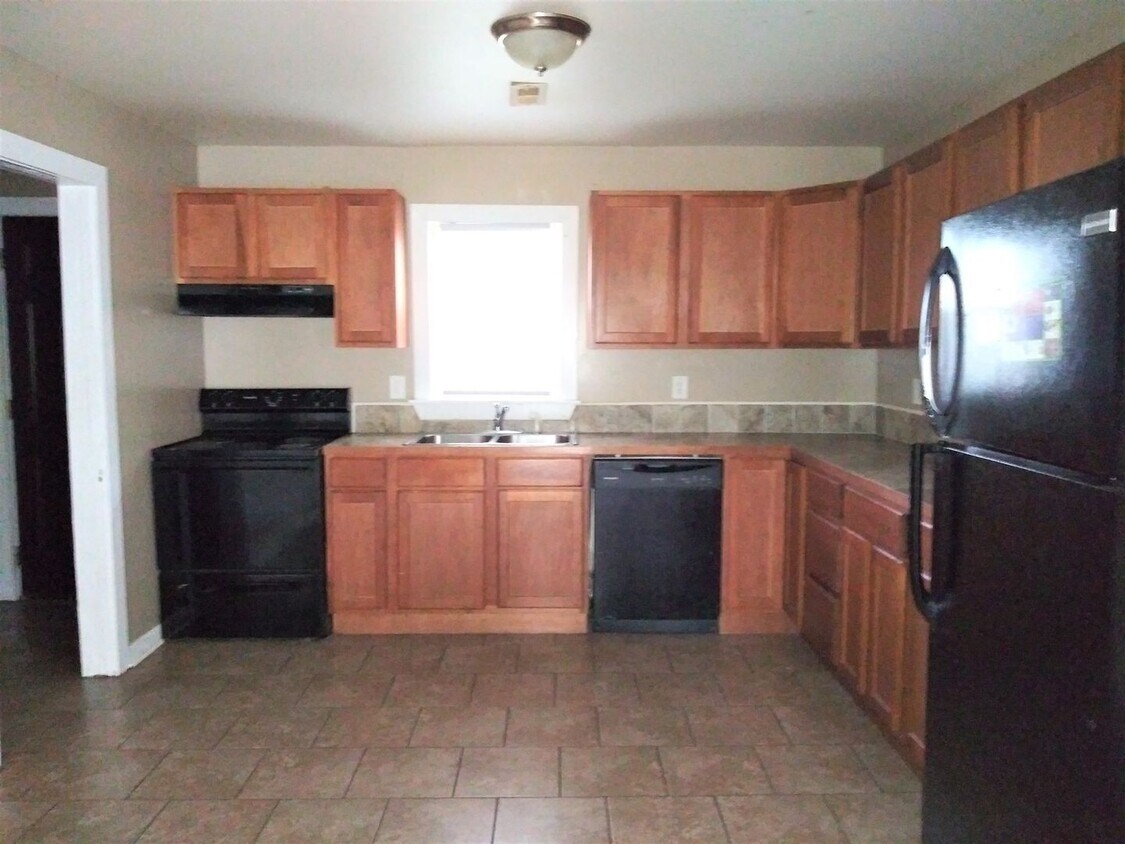 411 8th Ave SW, Decatur, AL 35601 - House Rental in Decatur, AL ...