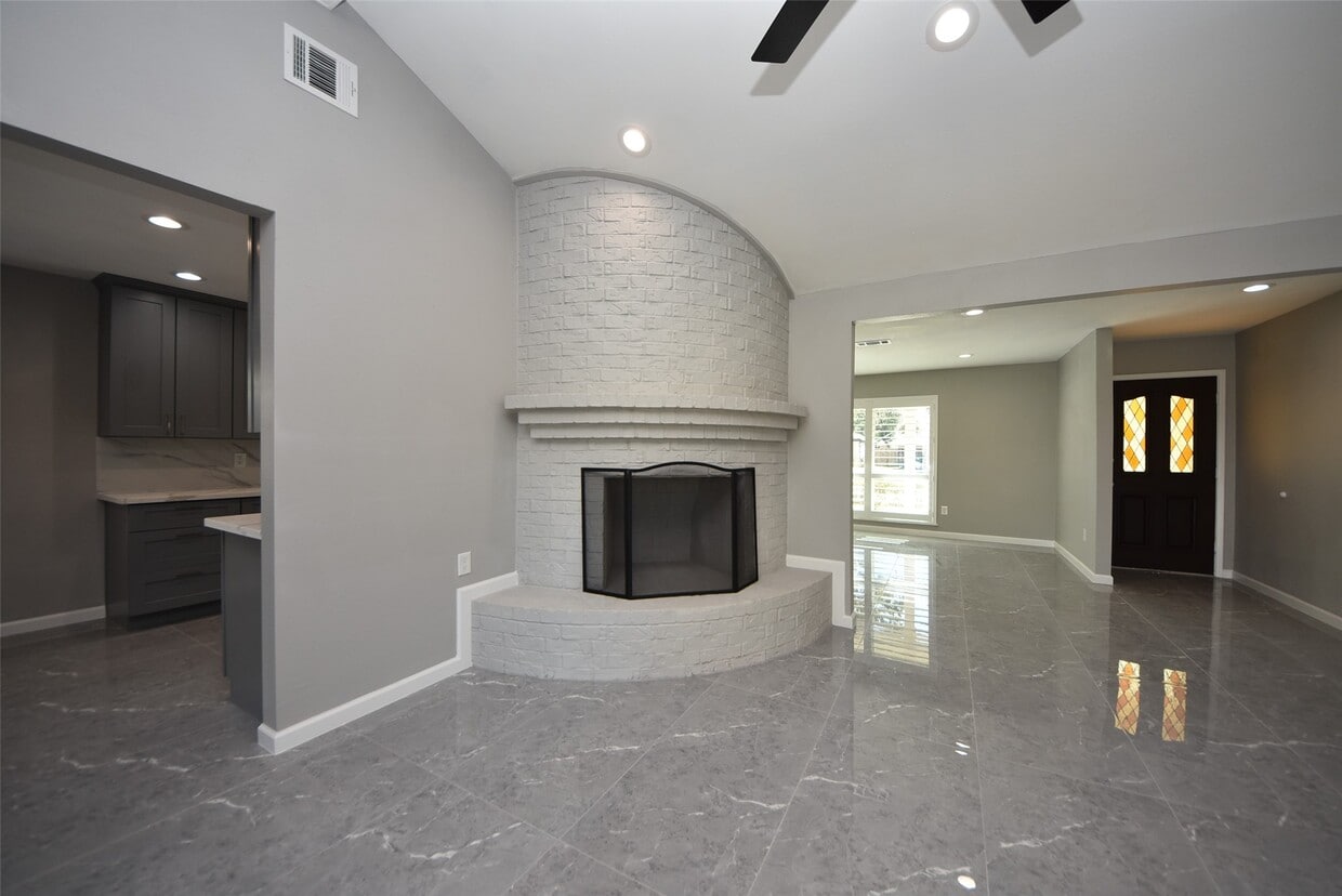 7718 Romney Rd, Houston, TX 77036 - House Rental in Houston, TX ...