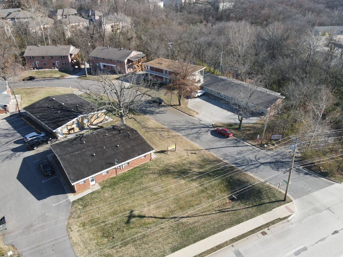 Southpark Apartments - 915 Southpark Dr Columbia, MO - Apartments for ...