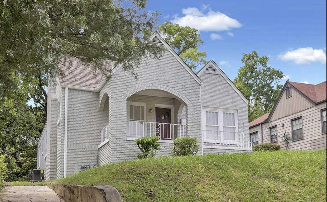 854 5th St W, Birmingham, AL 35204 - House for Rent in Birmingham, AL ...