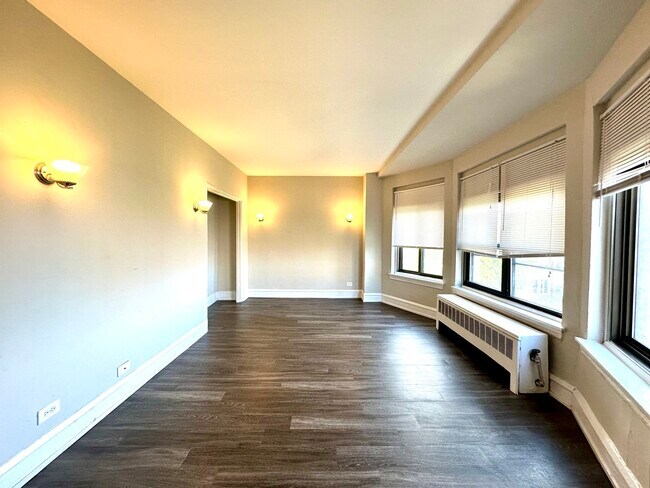 1033 W Loyola Ave Unit 202, Chicago, IL 60626 - Room for Rent in ...