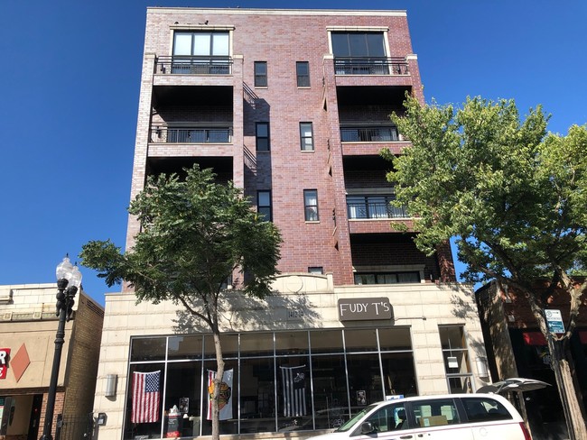 1412 W Morse Ave Unit 2C, Chicago, IL 60626 - Condo for Rent in Chicago ...