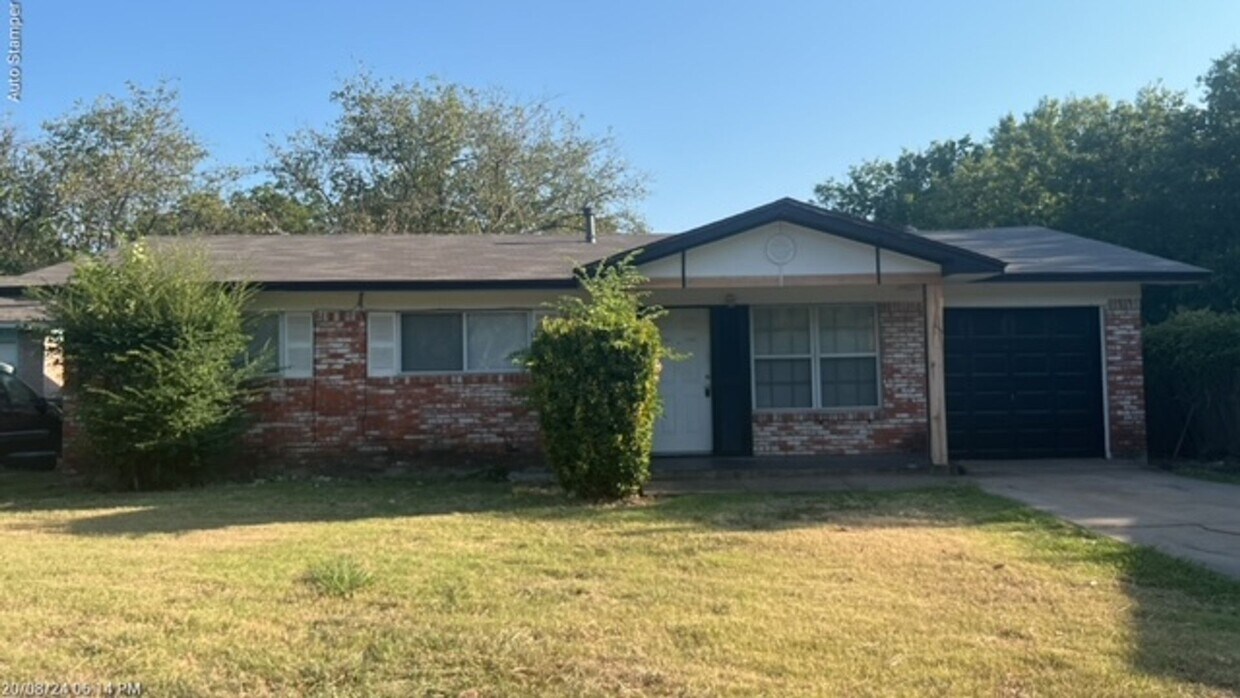 1700 Trent, Arlington, TX 76014 - House Rental in Arlington, TX ...