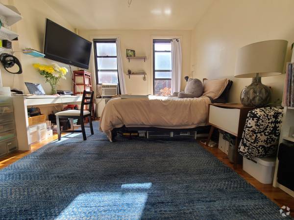 Broadway Triangle Gated Apartments for Rent - Brooklyn, NY - Updated ...