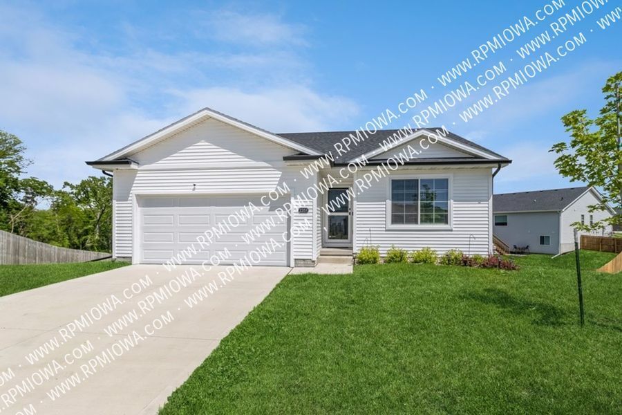 2351 River Meadows Cir, Des Moines, IA 50320 - House Rental in Des Moines, IA | Apartments.com