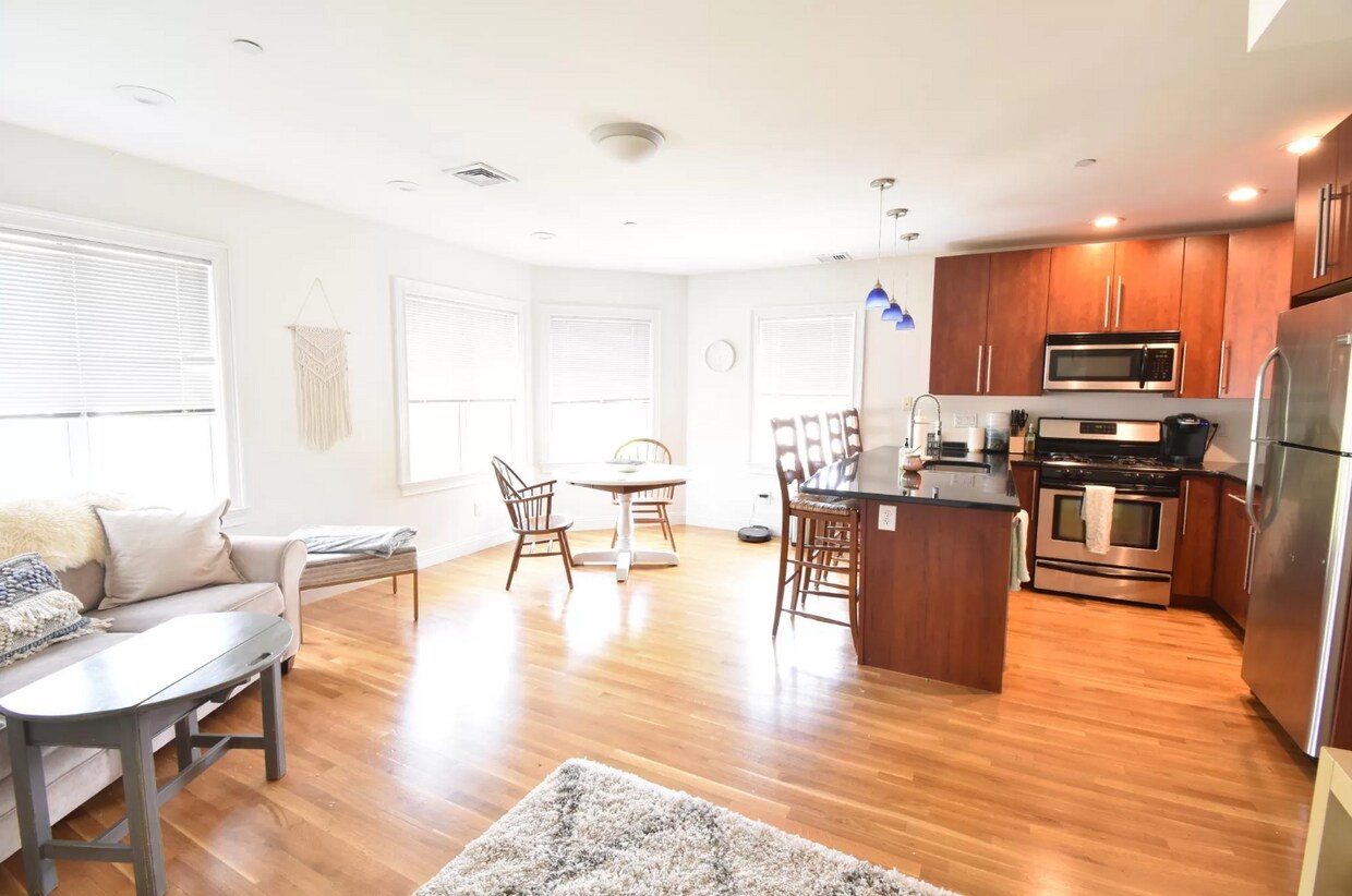 183 I St Unit 2, Boston, MA 02127 - Condo for Rent in Boston, MA ...