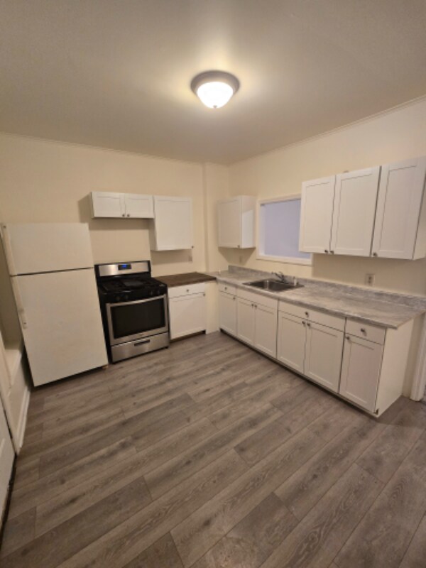 1638 Foster Ave, Schenectady, NY 12308 | Apartments.com