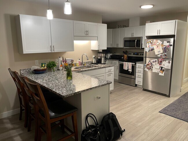 35 Mill Commons Dr Unit 220, Scarborough, ME 04074 - Condo for Rent in ...