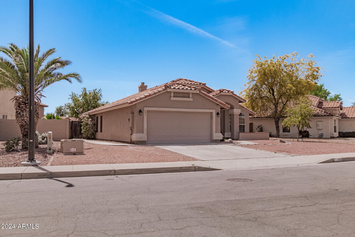 657 W Smoke Tree Rd, Gilbert, AZ 85233 - House Rental in Gilbert, AZ ...
