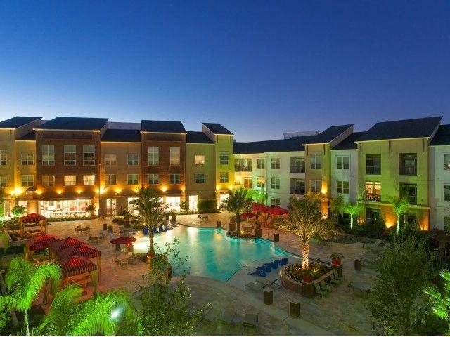 Domain on the Parkway Apartments - 1755 Crescent Plaza Dr Houston, TX ...
