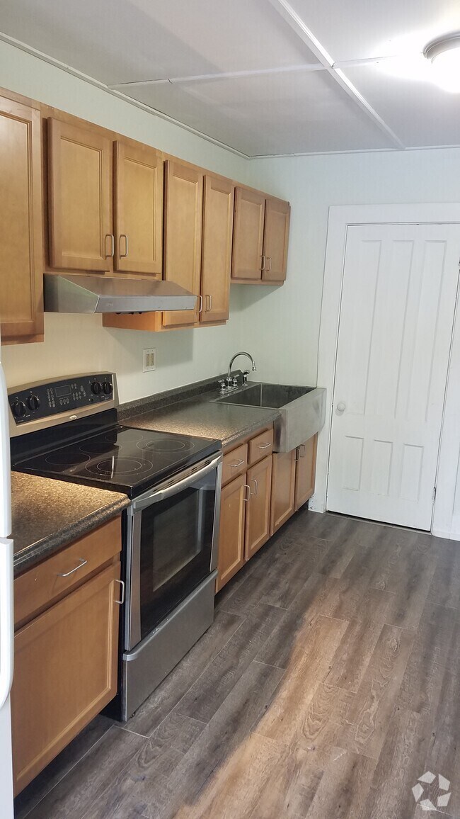 Apartments with Move-In Specials in Waltham VT - 1 Rentals | Apartments.com