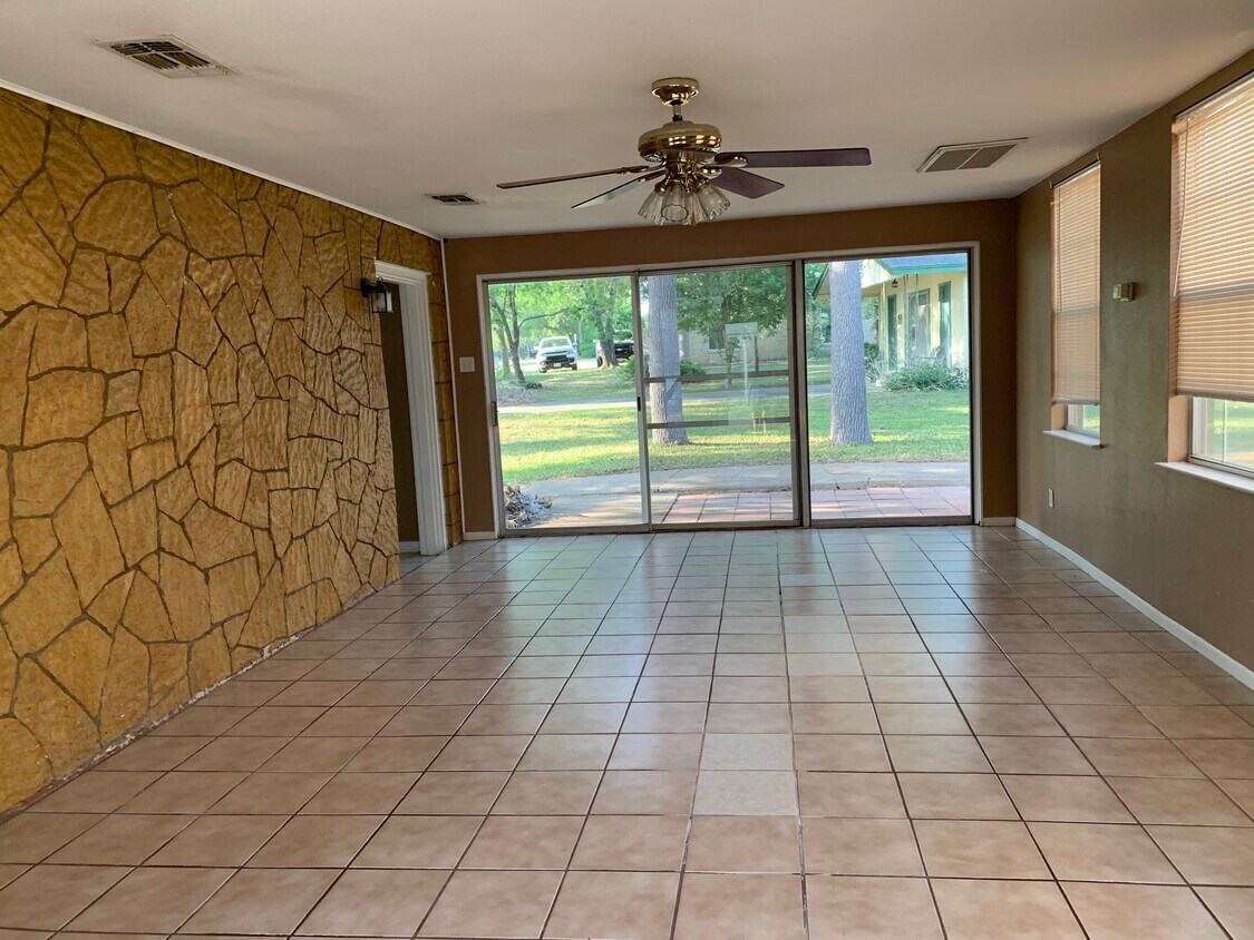 120 Ace Ranch Rd, Kerrville, TX 78028 - House Rental in Kerrville, TX ...