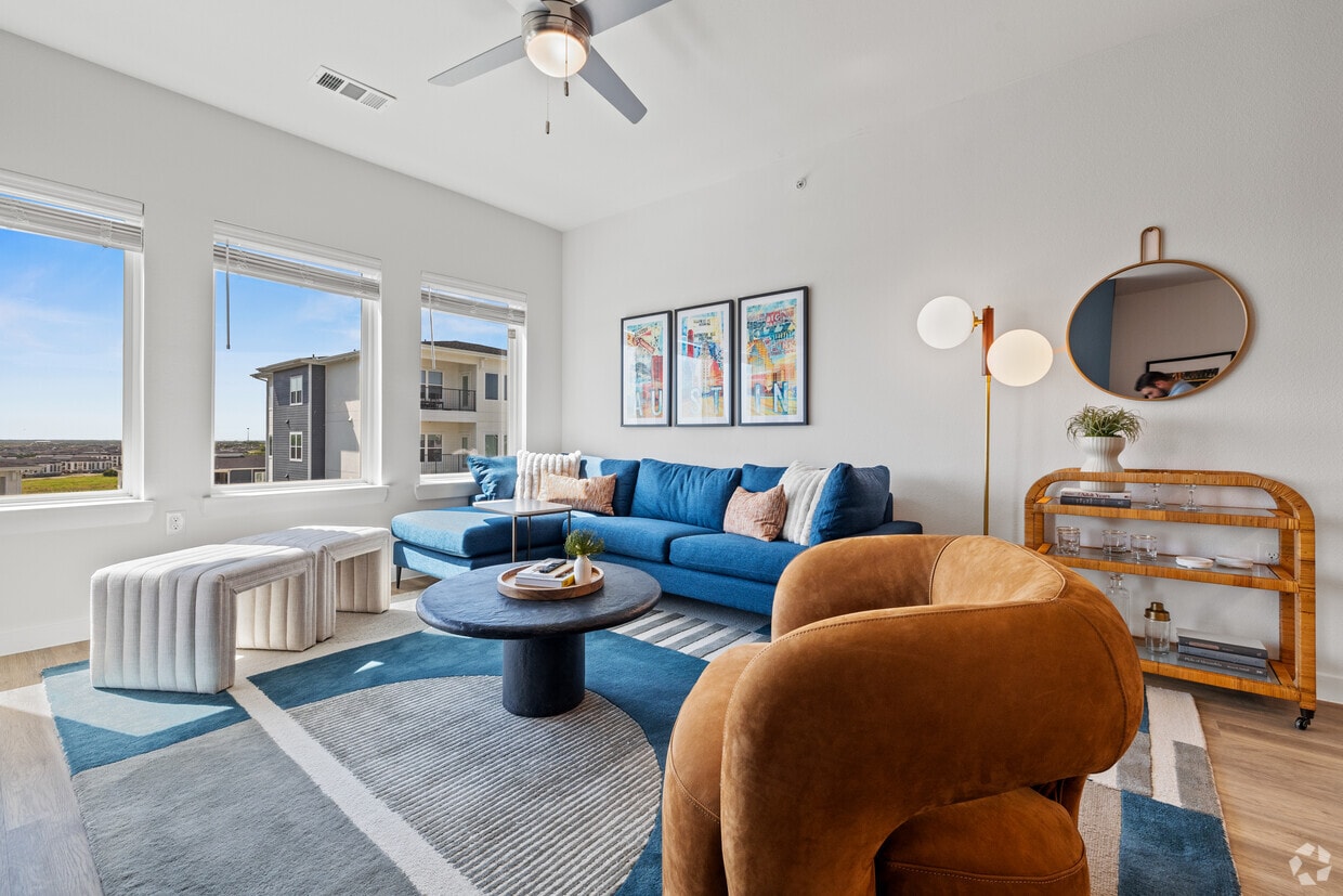 Ivy Heights - 7013 E William Cannon Dr Austin, TX 78744 | Apartments.com