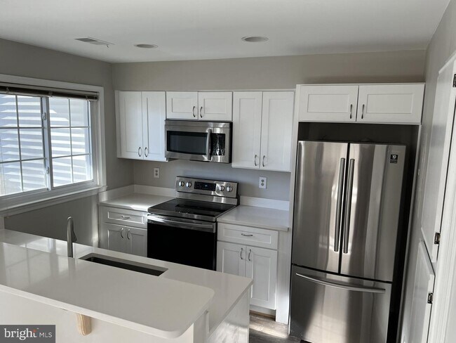 12905 Lee Jackson Memorial Hwy Unit 12905B, Fairfax, VA 22033 - Room ...