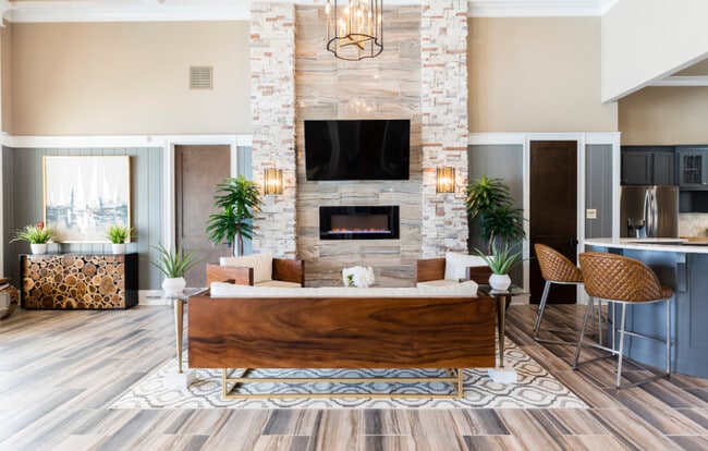 Lakeside at Southwood - Apartments in Tallahassee, FL | Apartments.com