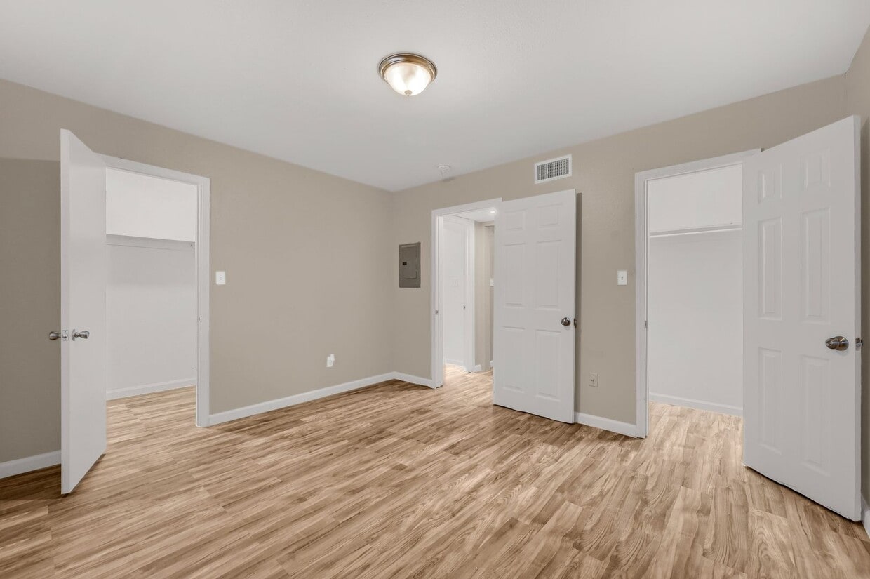The Circle at Denison - 1527 S Austin Ave Denison, TX 75020 ...