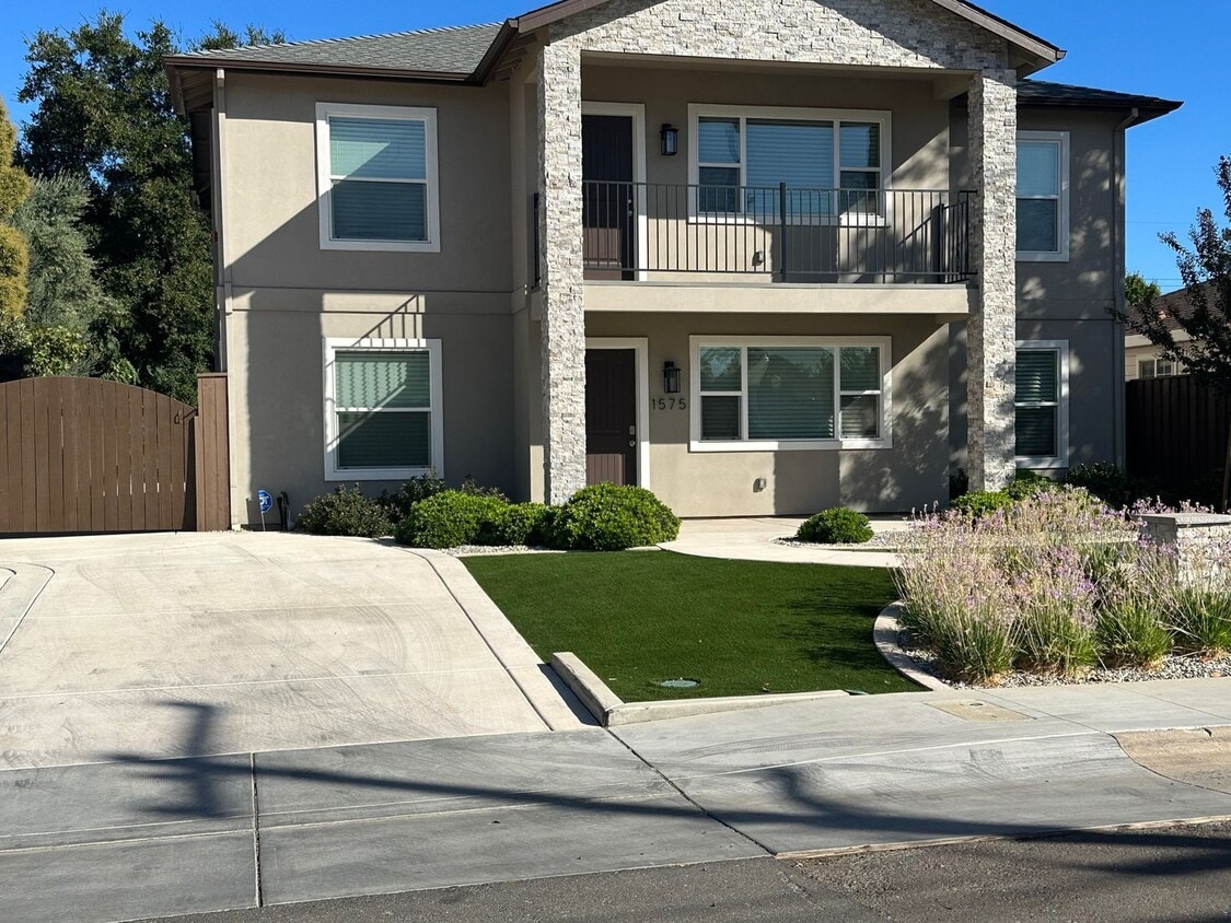 1575-1579 53rd St Unit 1575-#B, Sacramento, CA 95819 - Room for Rent in ...