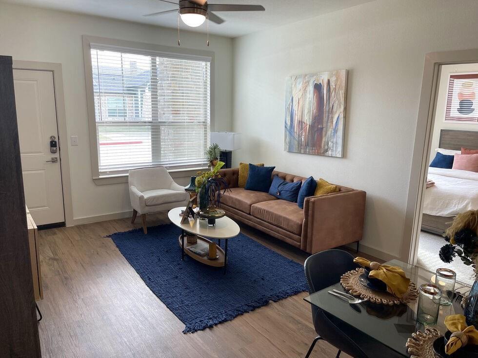 19230 Stokes Rd Unit 14-208, Waller, TX 77484 - Room for Rent in Waller ...