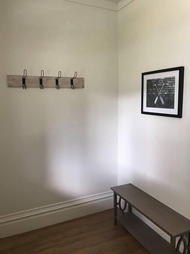 325 4th Ave E Unit 3, Kalispell, MT 59901 - Room for Rent in Kalispell ...