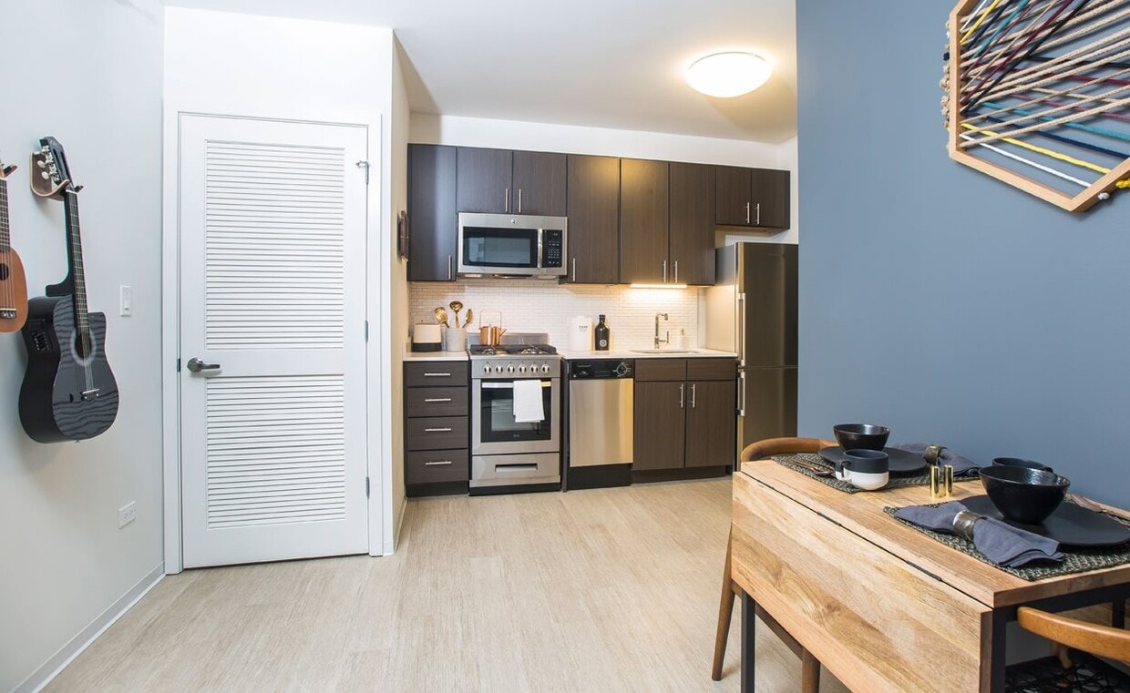 200 W Superior St Unit 2706B, Chicago, IL 60654 - Condo for Rent in ...