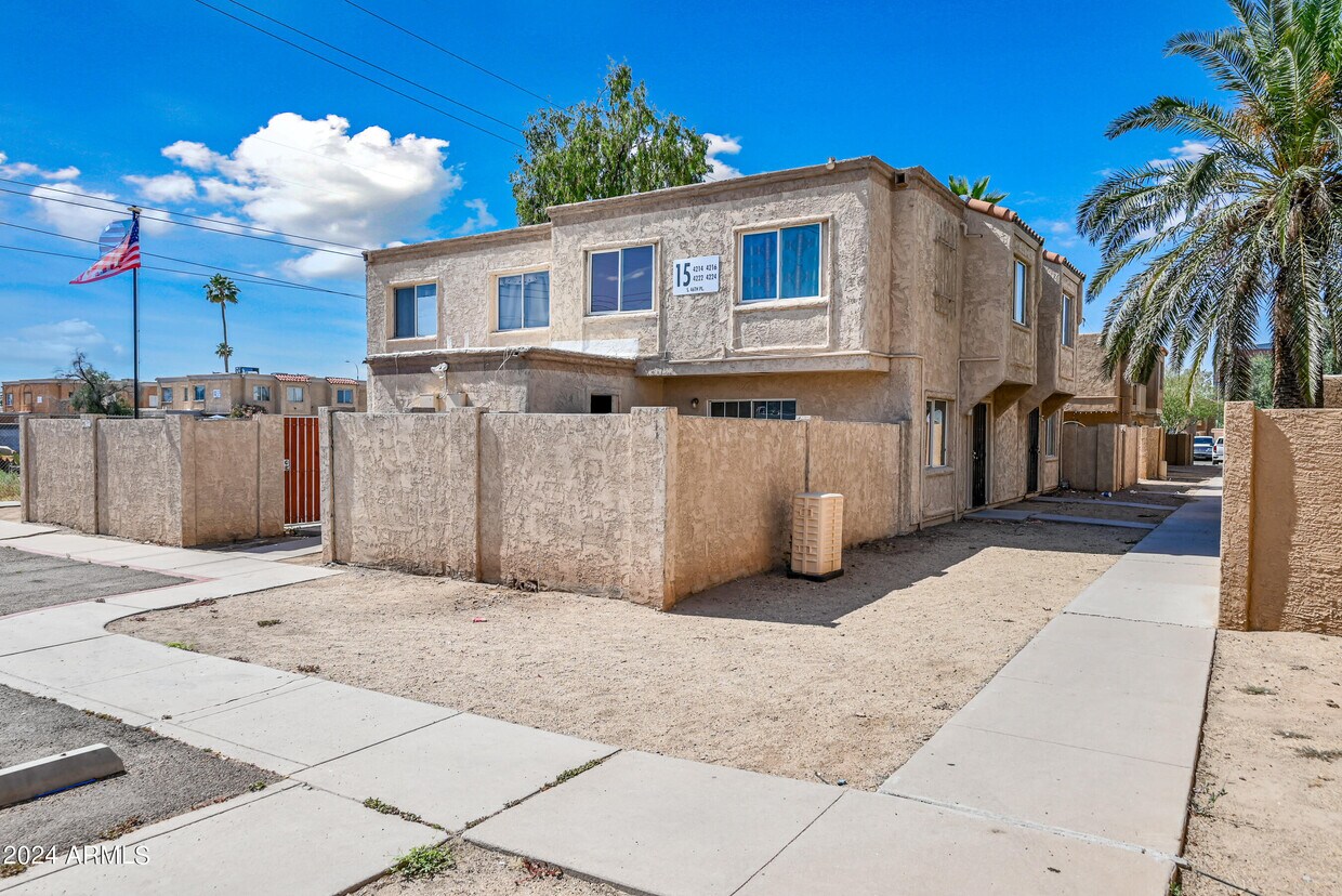 4216 S 46th Pl, Phoenix, AZ 85040 - Townhome Rentals in Phoenix AZ ...