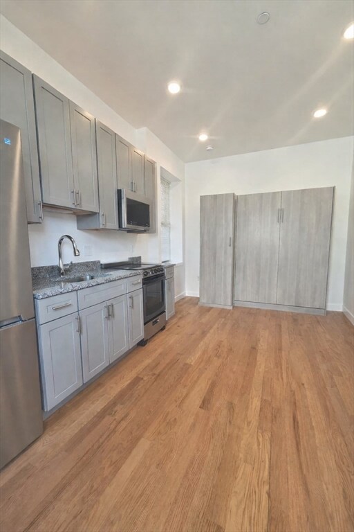 165 Hawthorne St Unit 101, Chelsea, MA 02150 - Room for Rent in Chelsea ...