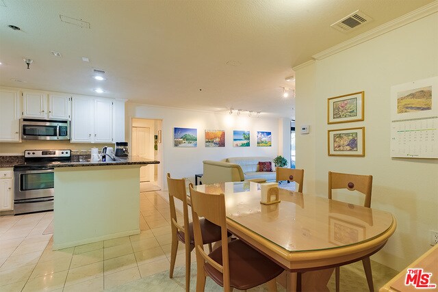 121 S Hope St Unit 413, Los Angeles, CA 90012 - Room for Rent in Los ...