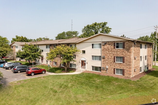 The Covered Bridges Apartments for Rent - Carol Stream, IL - Updated ...