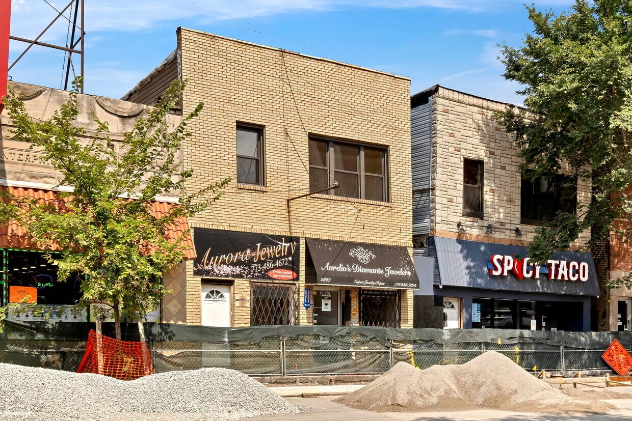 2827 N Milwaukee Ave, Chicago, IL 60618 - House Rental in Chicago, IL ...