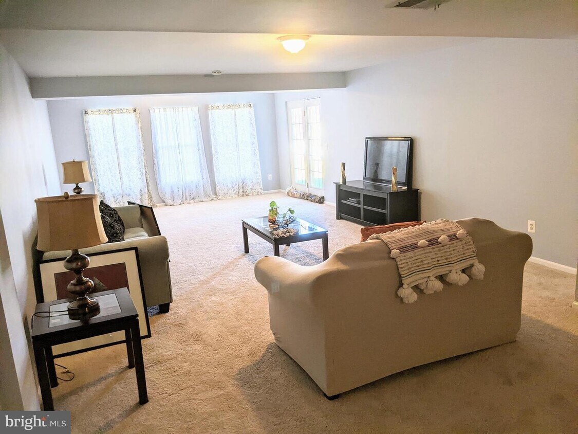 206 Onyx Way, Warrenton, VA 20186 - House Rental in Warrenton, VA | Apartments.com