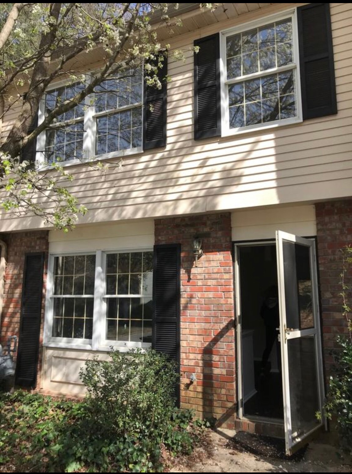 8855 Long Beach Cir, Atlanta, GA 30350 - Townhome Rentals in Atlanta GA ...