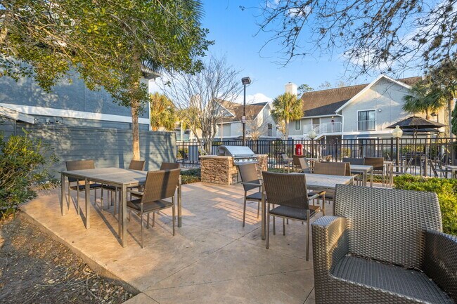 AVIA Lofts on Liberty Ridge - Apartments in Jacksonville, FL ...