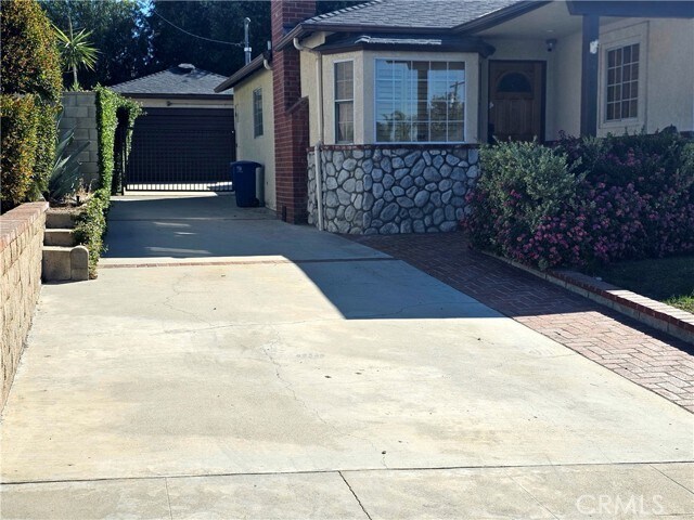 2940 N Brighton St, Burbank, CA 91504 - House Rental in Burbank, CA ...