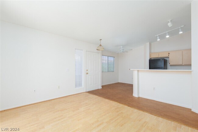 1881 W Alexander Rd Unit 2134, North Las Vegas, NV 89032 - Condo for ...