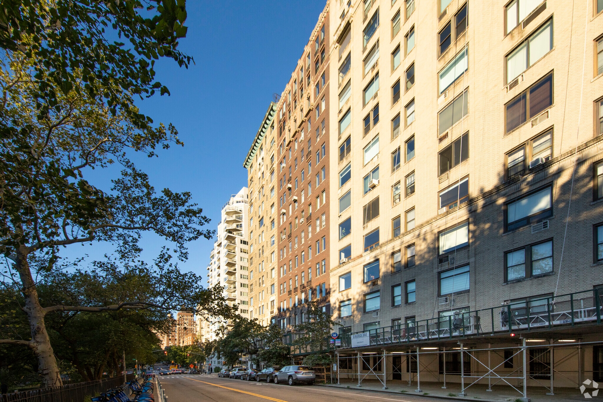 52 Riverside Drive Owners Corp - 52 Riverside Dr New York, NY 10024 ...