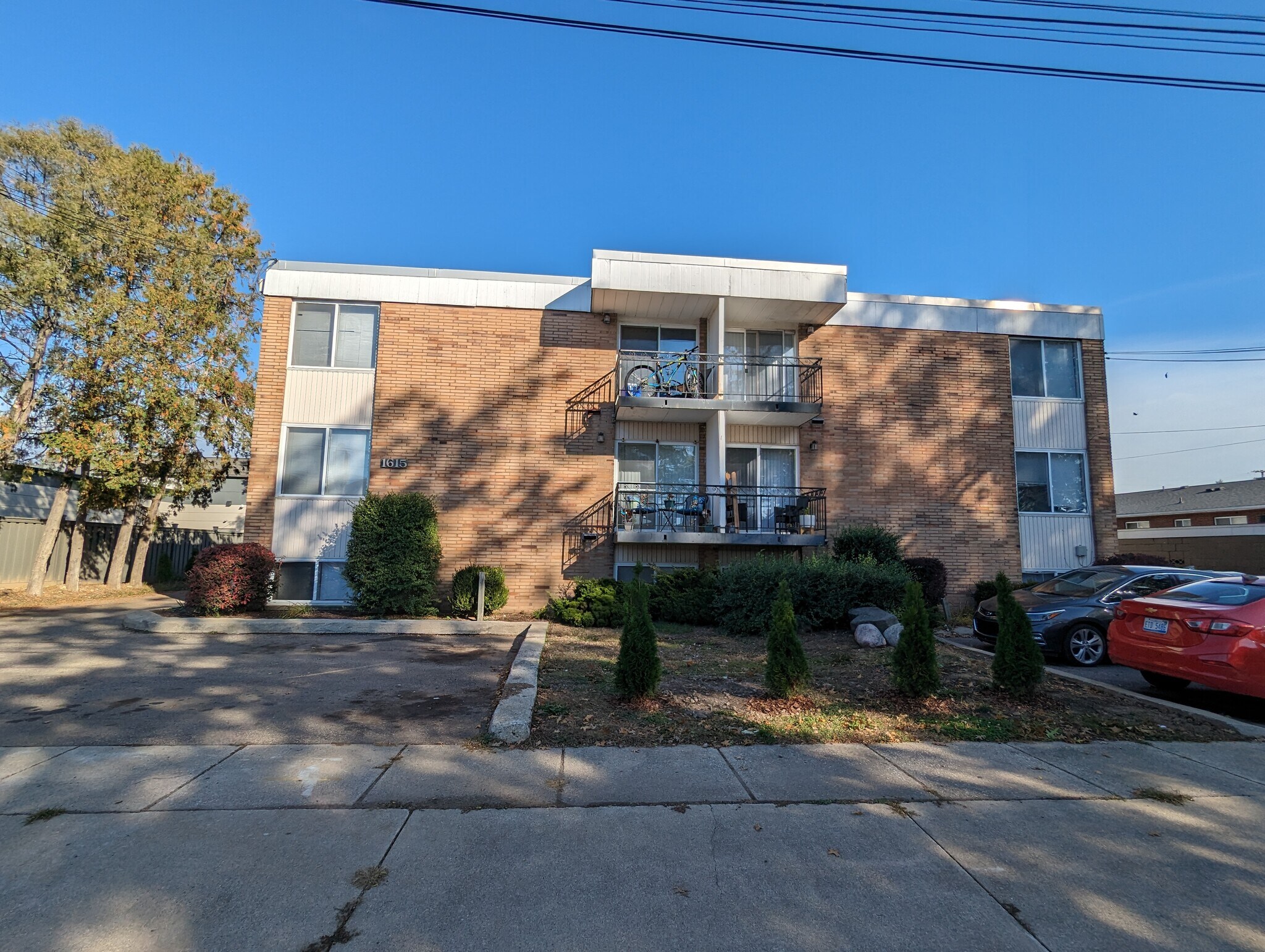 Nottingham Manor - 1615 Nottingham St Kalamazoo, MI 49001 | Apartments.com