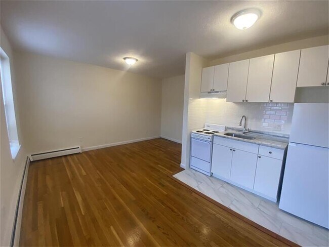 168 Beacon St Unit 3, Boston, MA 02116 - 168 Beacon St Boston, MA 02116 ...