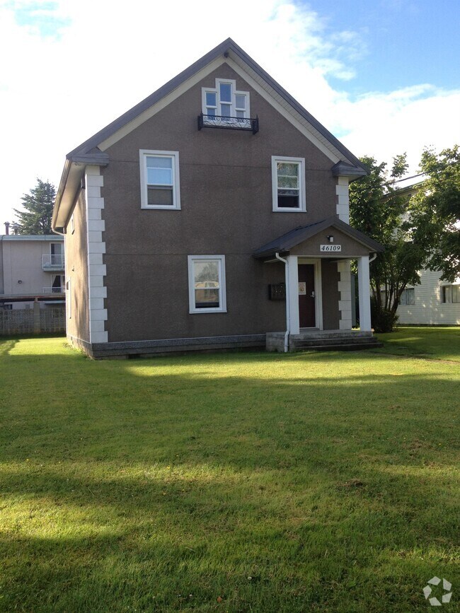 Apartments, Condos and Houses under C$1,500 in Chilliwack, BC - 74 ...