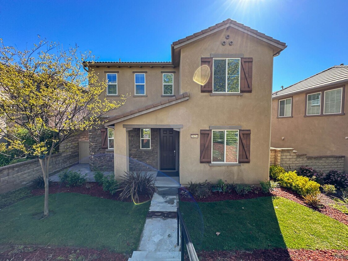 28354 Vista Del Rio Dr, Santa Clarita, CA 91354 - House Rental in Santa ...