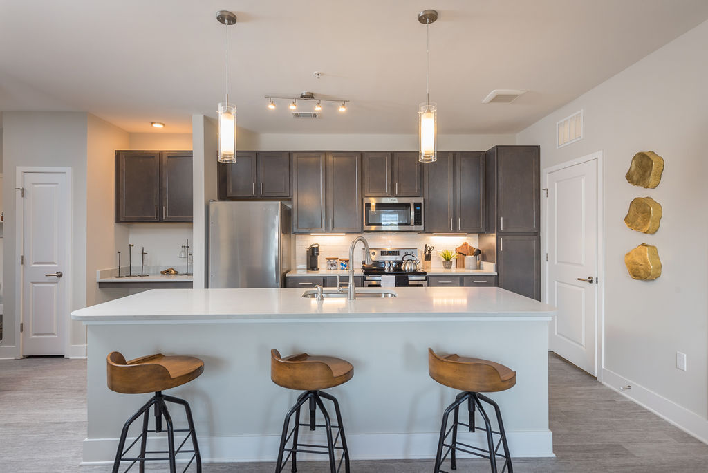 Vintage Winter Park Apartments - 7490 Dwell Well Way Winter Park, FL ...