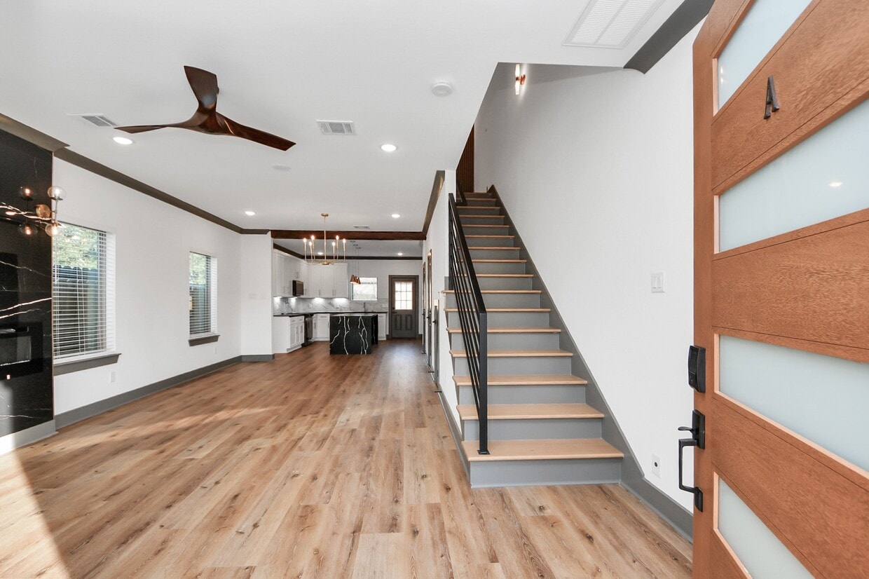 7925 Ritz St, Houston, TX 77028 - Townhome Rentals in Houston TX ...