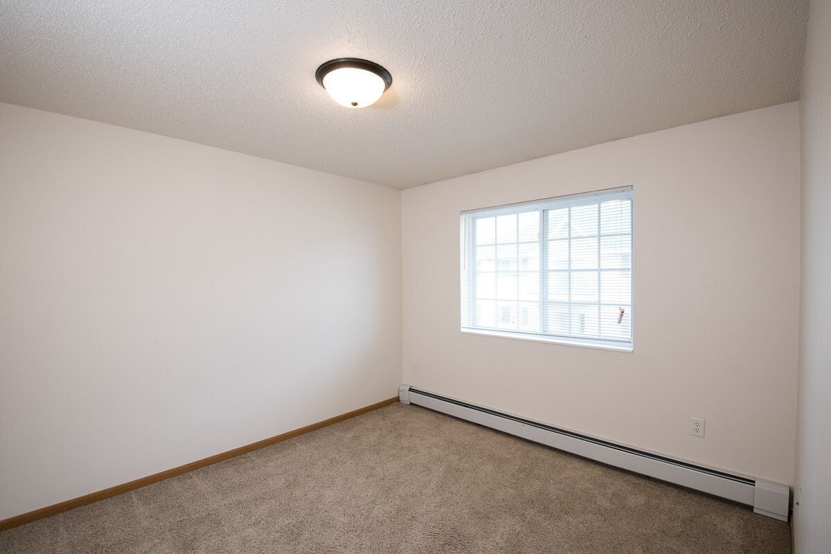 Pheasant Run Apartments - 825 34th Ave E Alexandria, MN 56308 ...