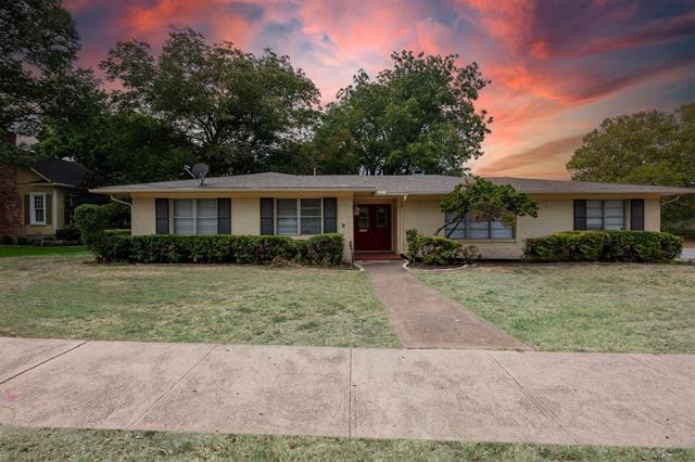 1000 S Trinity St, Decatur, TX 76234 - House Rental in Decatur, TX ...