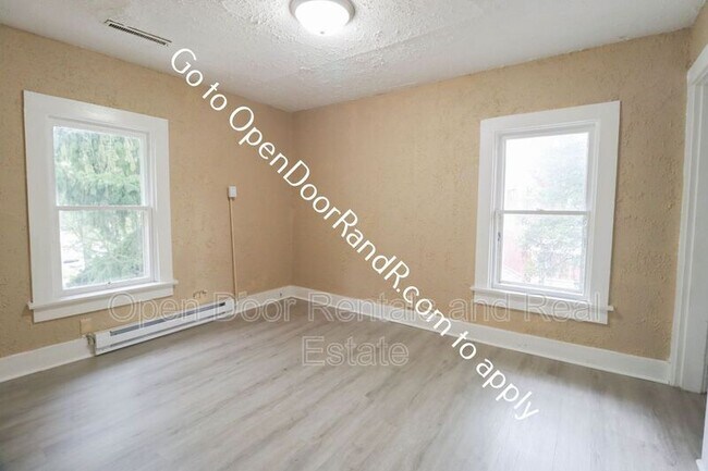 3016 Broadway St, Fort Wayne, IN 46807 - Condo for Rent in Fort Wayne ...